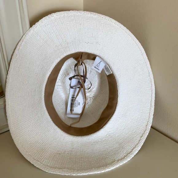 Nikki Beach | Accessories | Nikki Beach Shea White Tan Woven Upf 5 ...